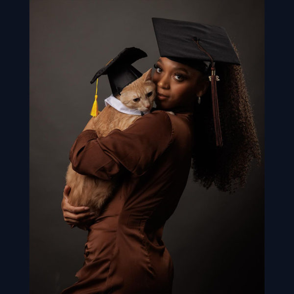 Graduate Celebrates Reaching Her Dreams with Beloved Cat Ziggy