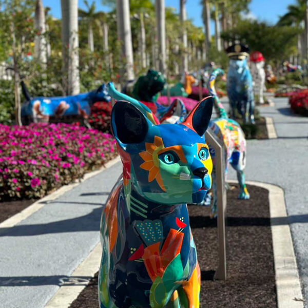 The Largest Garden in Miami is Home to 52 Giant Cats and Dogs