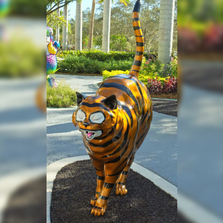 The Largest Garden in Miami is Home to 52 Giant Cats and Dogs