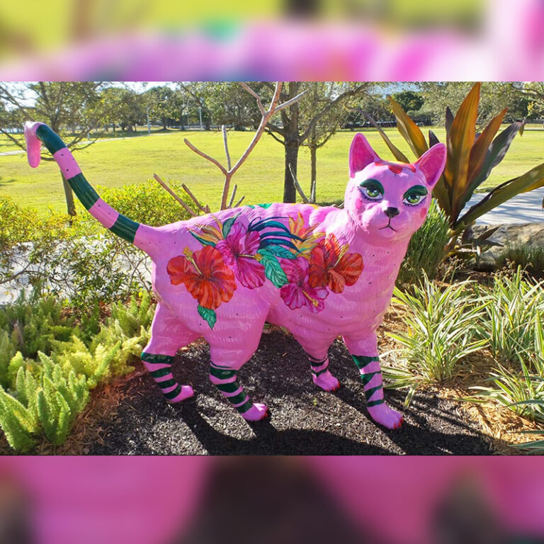 The Largest Garden in Miami is Home to 52 Giant Cats and Dogs